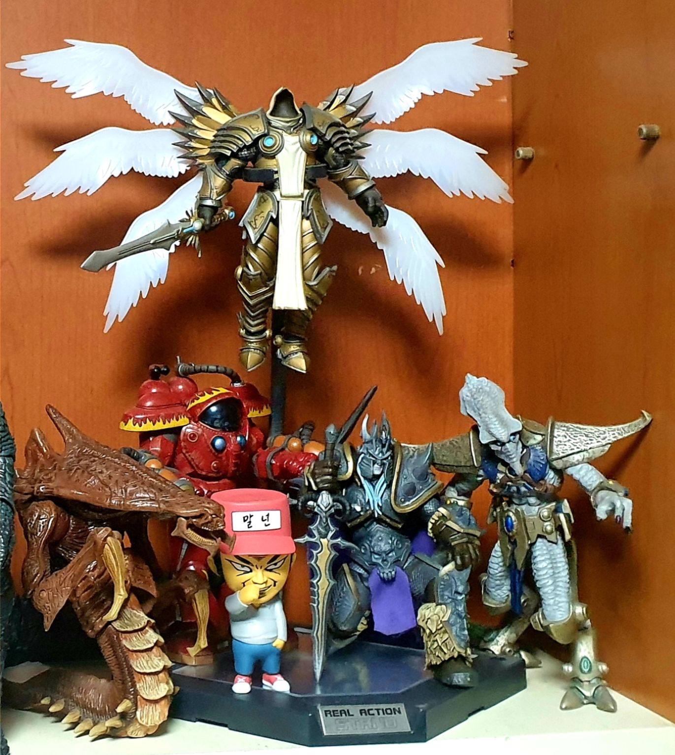 이말년aka침착맨 피규어 | 피규어 리뷰 갤러리