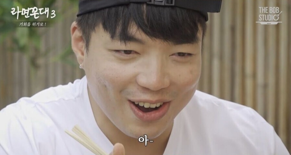 헬스장에 CCTV가 필요한 이유.mp4 | 유머 게시판 | RULIWEB