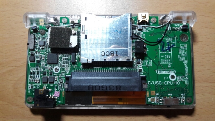 레트로향이 물씬 나는 NDSL 투명 하우징 | 자작 / 없으면 만드는 갤러리