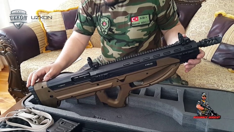 터키에서 태어난 불펍식 자동산탄총 Uzkon UNG12