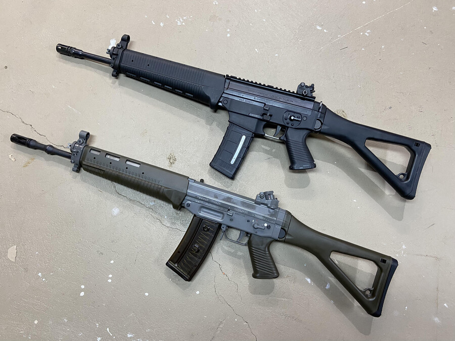 블루아카) 미국 형님들이 블루아카를 즐기는 법 | 유머 게시판