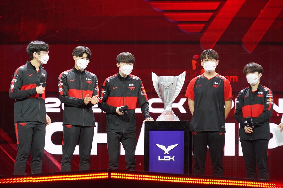 LCK 최초의 V10, 2022 LCK 스프링 'T1' 의 10번째 우승