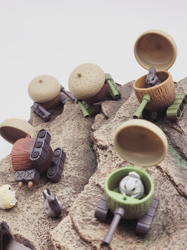 DONGURI TANK 람쥐 땅크 부대