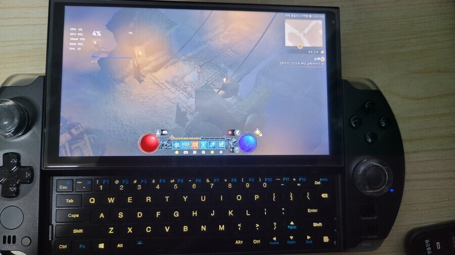 로갈리가 핫할때 써보는 중국산 umpc 구매 이유 | 유머 게시판