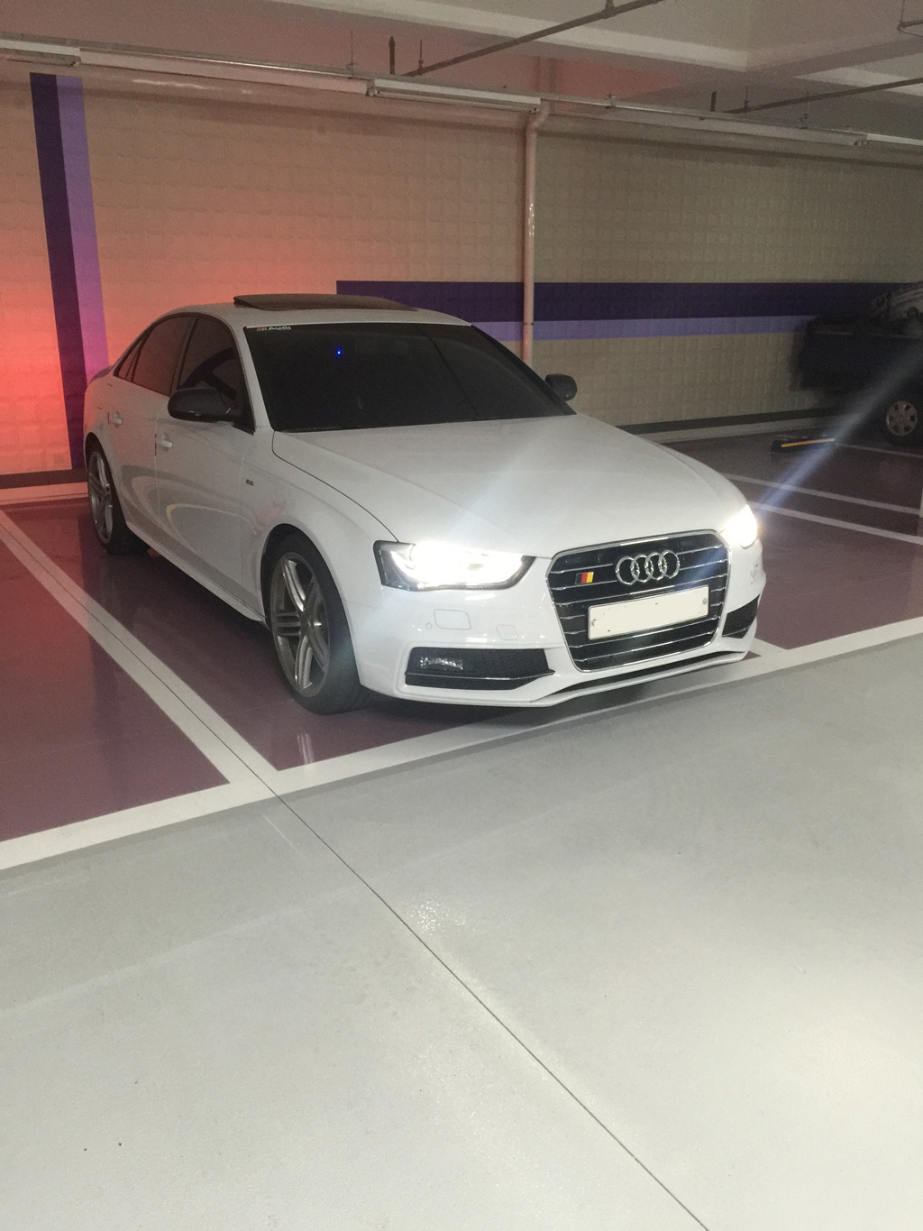 저의 인생첫차 아우디 a4 리미티드에디션 입니다. | 자동차 갤러리