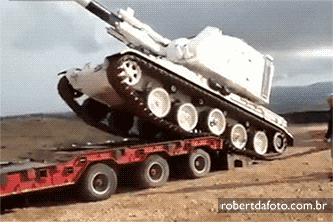 너무 피곤했던 탱크gif