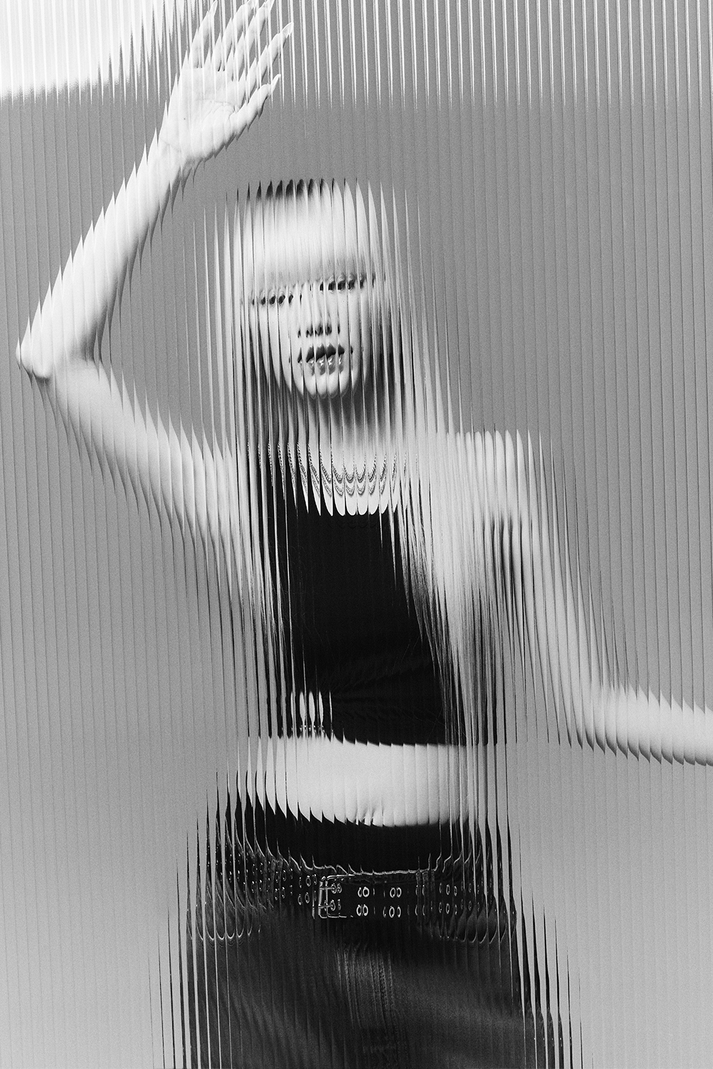 아이들 Mono Feat Skaiwater 콘셉트 이미지 1