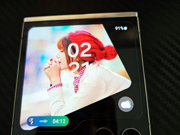 갤럭시 To Go 서비스 - 갤럭시플립5 잠깐 맛보기 | 안드로이드 기기 갤러리