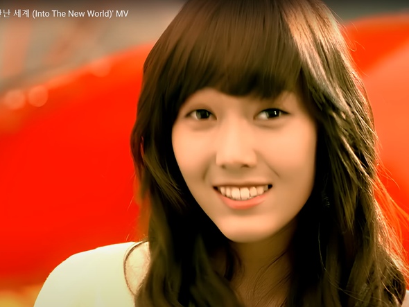 Q) 소녀시대.. 리더 탈퇴 햇잖아. 이유가 정확히 머엿음? | 유머 게시판