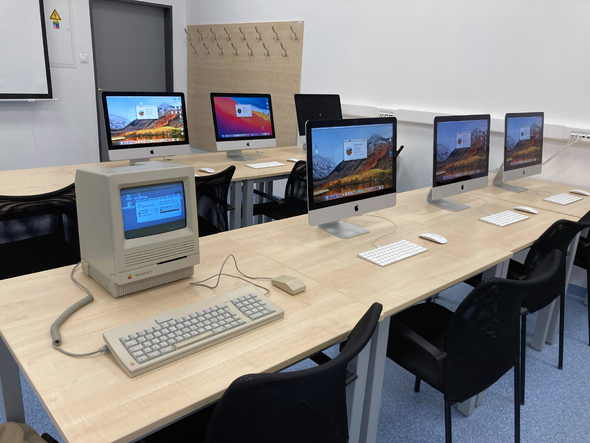 MAC 수업 교실.jpg | 유머 게시판 | RULIWEB