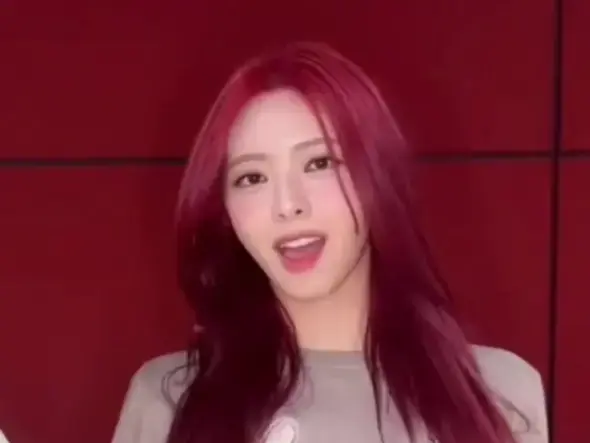 골반이 쩌는 누나 gif | 유머 게시판 | RULIWEB