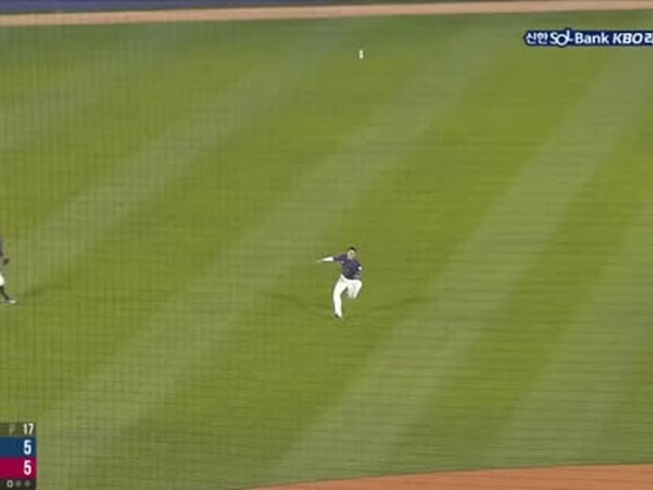 KBO) 롯데 근황.GIF | 유머 게시판 | RULIWEB