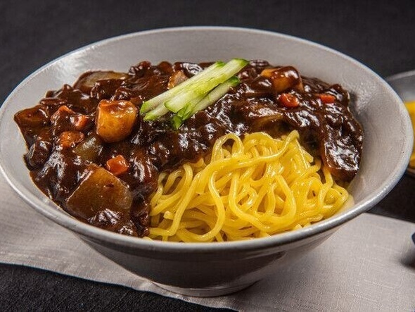 옛날 중국집에서 짜장면 배달하면 99% 오던 것 | 유머 게시판 | RULIWEB