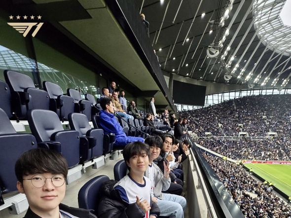 롤드컵 5번 우승한 T1 근황 | 유머 게시판 | RULIWEB