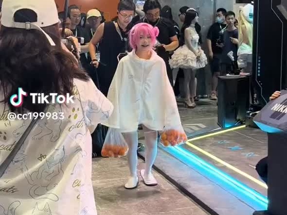 Sad Cosplay Scenes: Dorong IMG Collection - www.world-today-journal.com ...