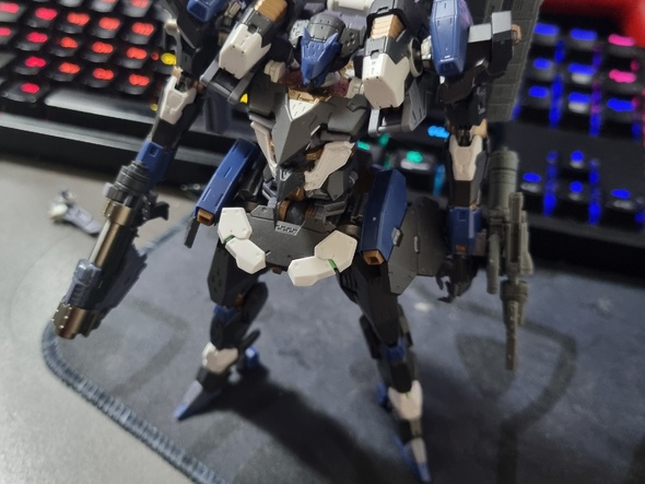 로봇홋 스틸헤이즈 오르투스 30mm아코 호환됩니다